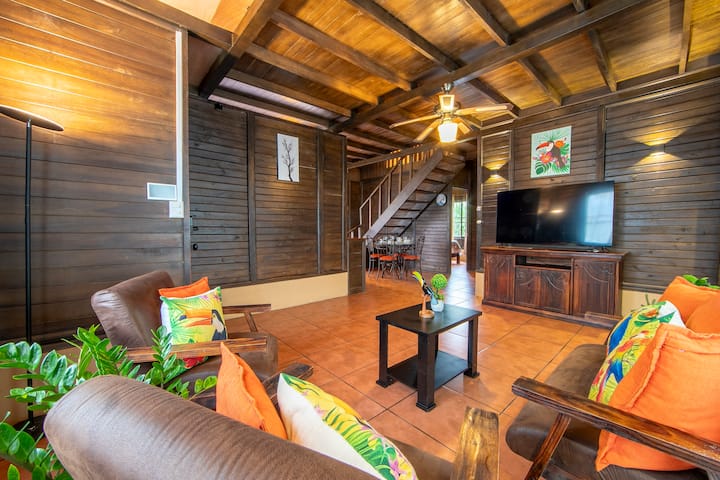 The Toucan Nest - A/c, Gated & Pool - La Fortuna