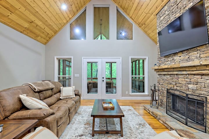 Sapphire's Gem - Cashiers, NC