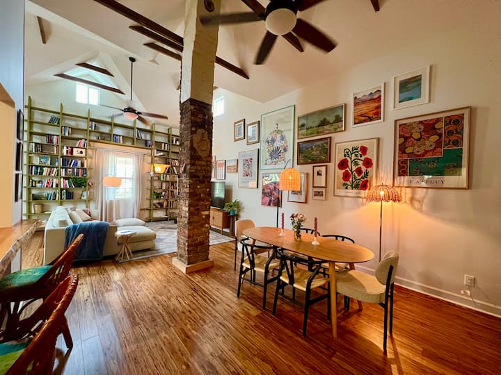 Charming Home Close To Uva & Downtown Mall - Charlottesville, VA