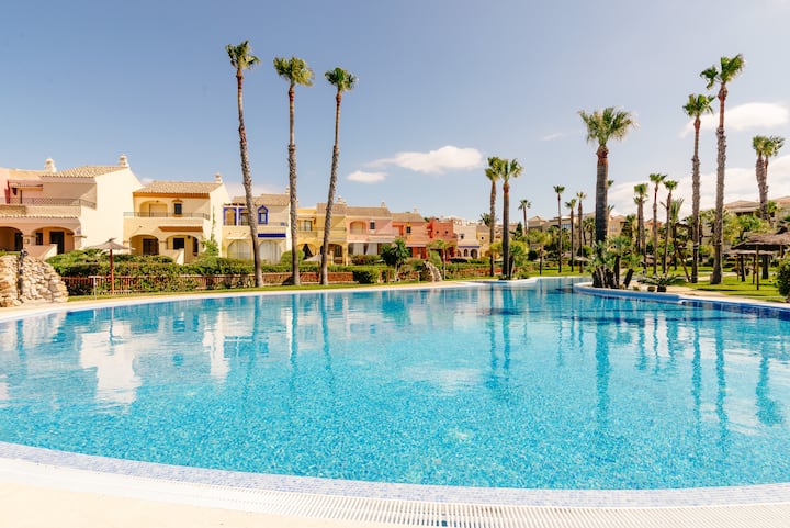 Luxury Apartment Beachfront, Swimming Pool, Paddle - Zahara de los Atunes