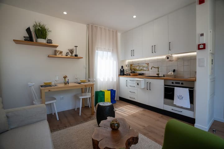 Charming 1br Bungalow - Ac, Natural Pool And Peace - Santarém