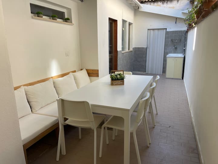 Centralissimo, Vicino Al Mare Con Spazio Esterno - Viareggio