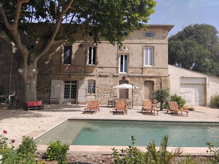 Ancien Couvent Entre Alpilles Et Camargue - Beaucaire