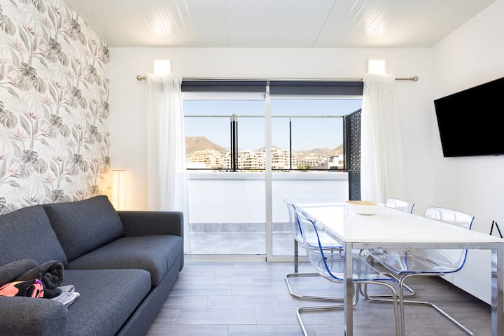 Central Penthouse View I 2bdr I 3 Min Beach - Los Cristianos