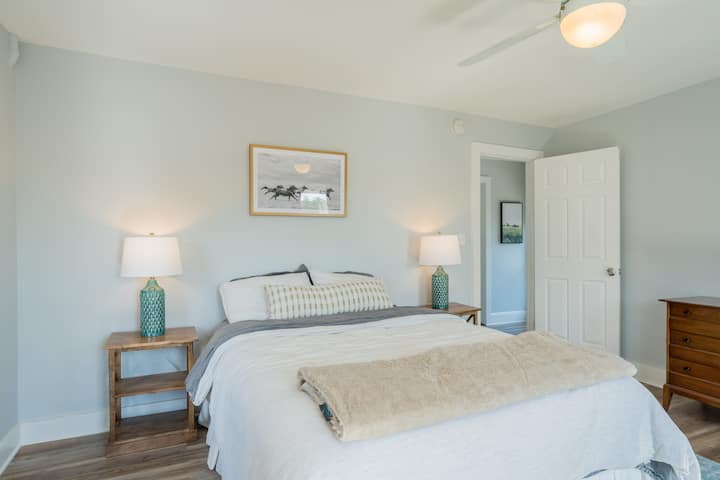 Saratoga Springs Carriage House - Saratoga Springs, NY