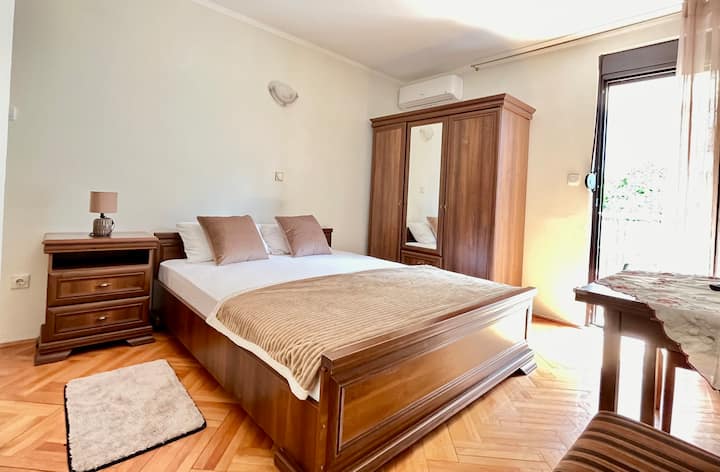 Villa Vesna - Apartment #1 - Budva