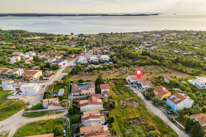 Apartment Mandarine Near Natural Beach - Fažana