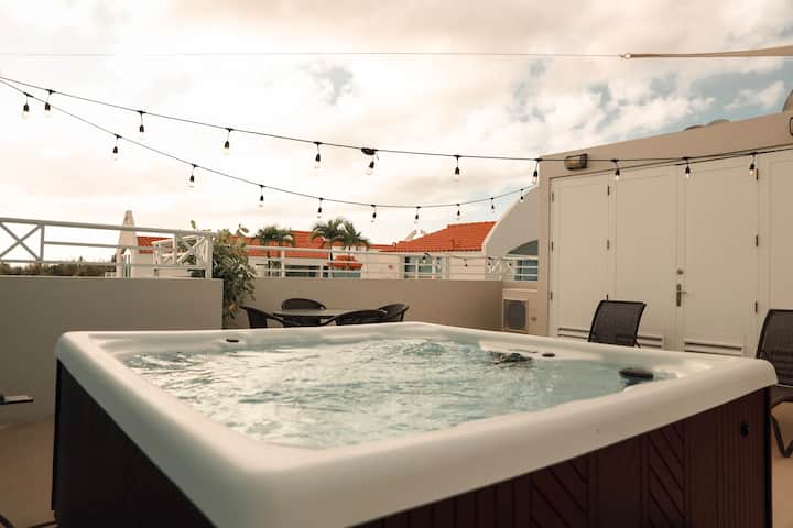 Family Vacation Penthouse - Puerto Rico