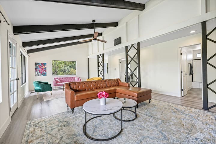 *Spacious Private Room W/attached Bath Mt.helix - San Diego, CA
