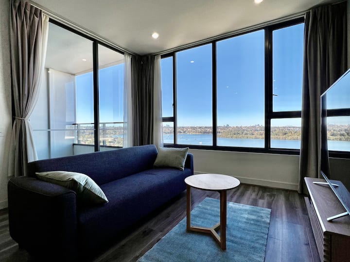 City View Waterfront Apt - Qudos Bank Arena