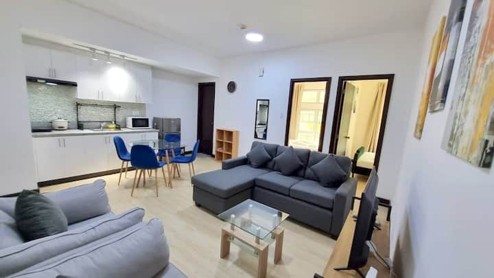 Cozy 2br 2bt San Lorenzo Place Netflix 4km Airport - Makati
