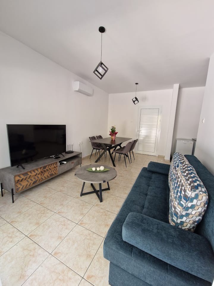 Laertis Apartments , Apartment 4 - By Imh Europe - Paphos