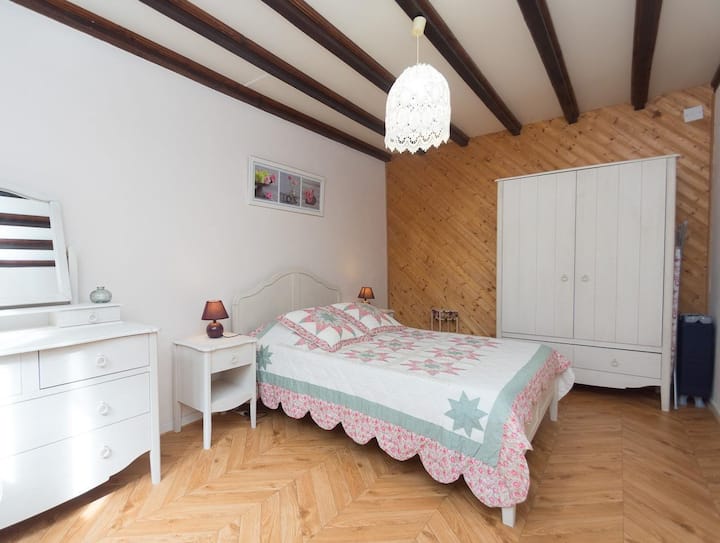 Maison De Campagne, Parking Privé, Parc Ombragé - Rhône-Alpes