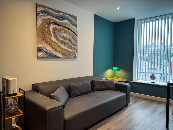 Seven Suites | Perfect Location To See The City - Liverpool