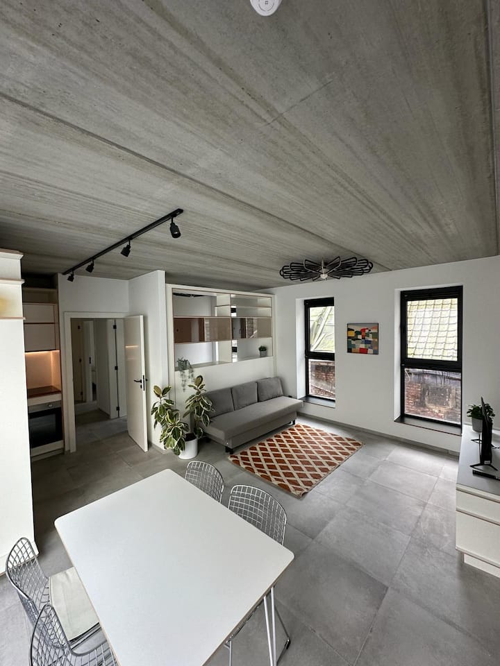 Loft Design Cathéderale / Hyper Centre - Liège