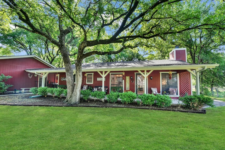 A Place In The Country - Weatherford, TX
