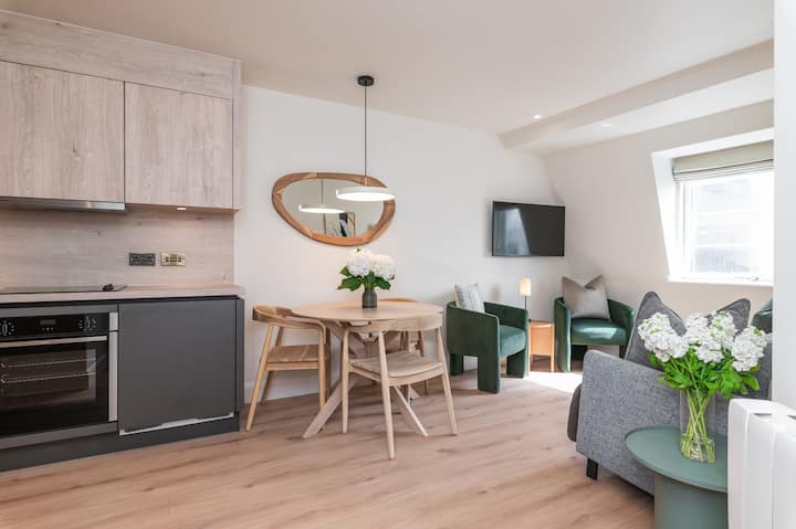 Charming City Center Flat - Walk Everywhere! - Dublin