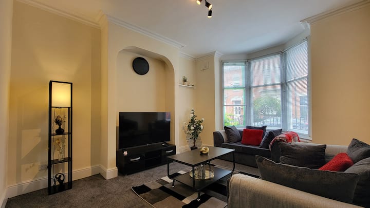 Exquisite City Centre 5 Bedroom House - Lt Villa - Leicester