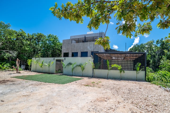 Cancun Jungle Retreat & Event Space - Cancún