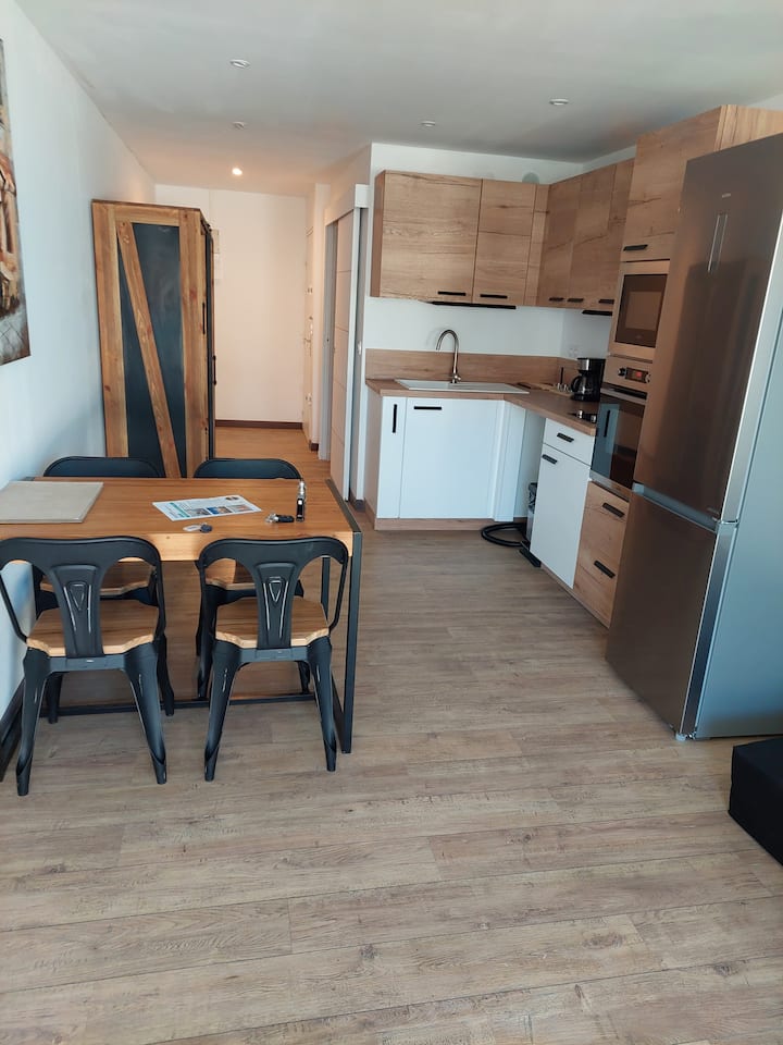 Studio 30m2 Pour 4, Plage 12mn à Pied, Terr. 16m2 - Le Grau-du-Roi