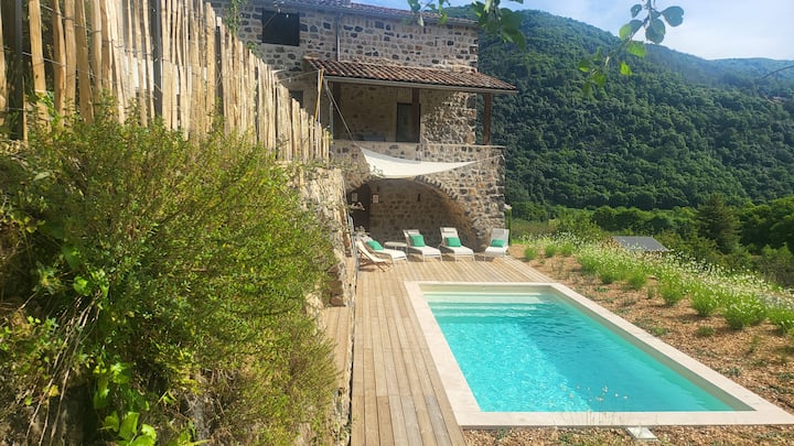 Maison Authentique En Pierre - Thueyts