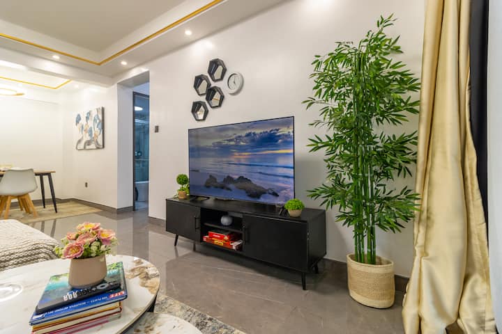 Rooftop | Gym | Self Check-in | Washer | City View - Nairobi