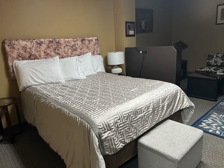 Bluewater Plaza Deluxe Suite With Harbour View - Yarmouth