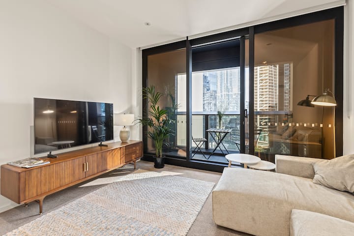Prima Tower: 5* Location ~ Pool ~ Sauna ~ Parking - Melbourne