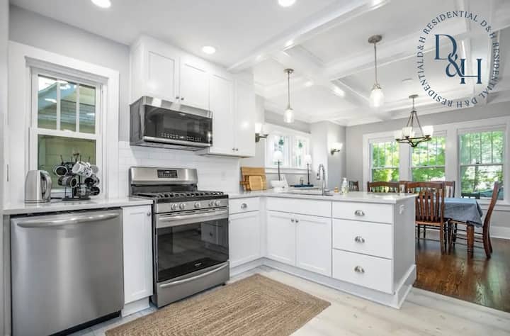 Modern Traditional: Walk To Nd! - South Bend, IN