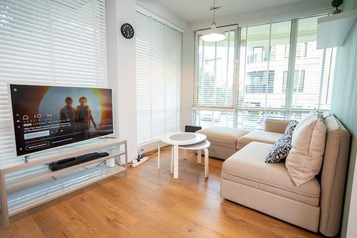 Near Subway, Us Embassy & South Park - Sofia