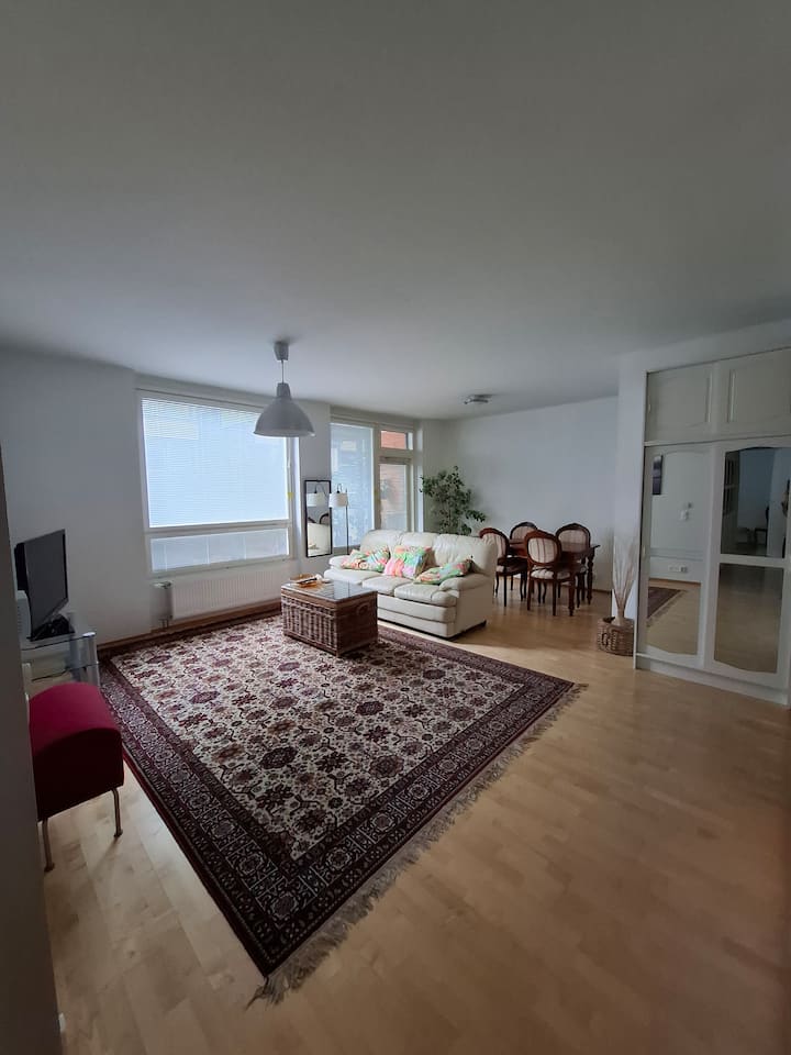 Tilava Kolmio Lähellä Keskustaa. - Helsinki