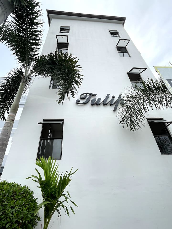 Le Blanc : 2br Condo W/ Balcony L Concert Ready - Santa María