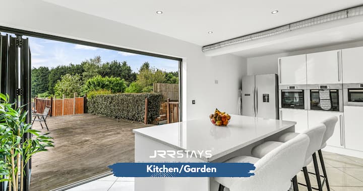J.r.r Stays | 3-bed | Shilton | Sleeps 8 | Cv7 - Lutterworth