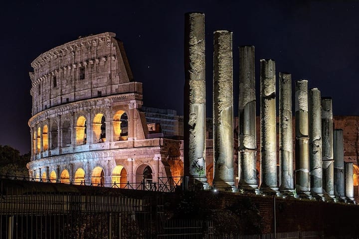 Franco Al Colosseo 2. Roma. - Monti
