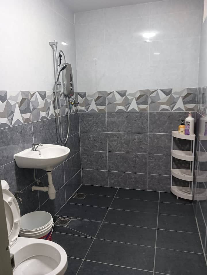 Golden Star Home Stay - Seremban