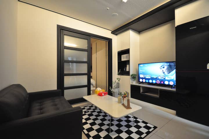 금연숙소/대전역/야구장/성심당/매일침구교체/엘리베이터/건물내주차불가(주차문의숙소설명참고) - Daejeon