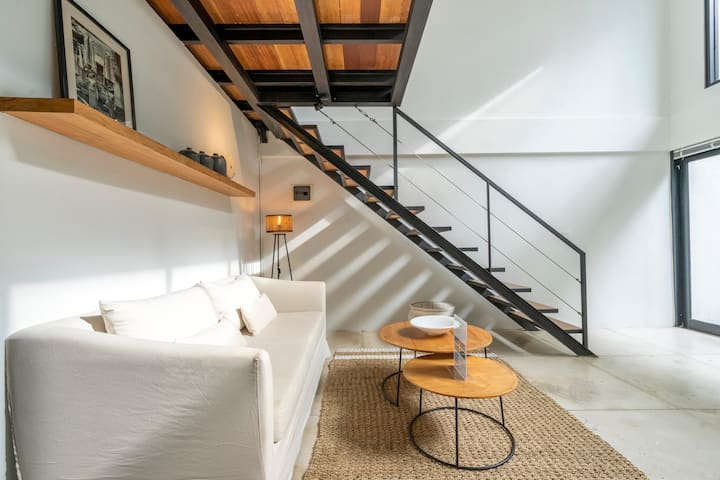 Free Spa • Stylish Canggu Loft With Pool By Goro - Canggu