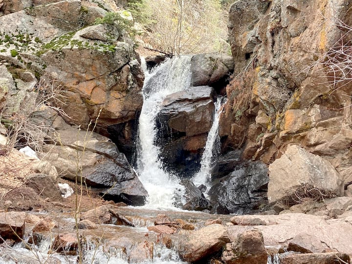 Private Trail To Waterfall - Monument Lake, Monument