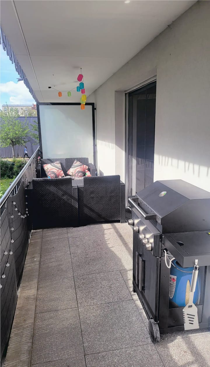 Home Sweet Home - Saint-Denis, France