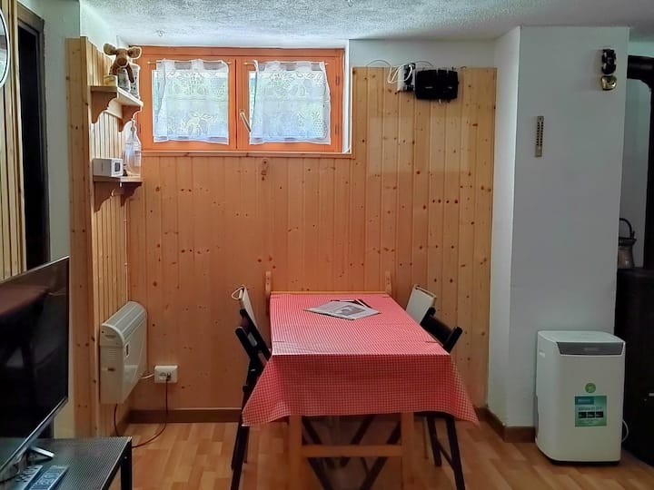Tavernetta Ristrutturata, Con Piscina E Tennis - Pila