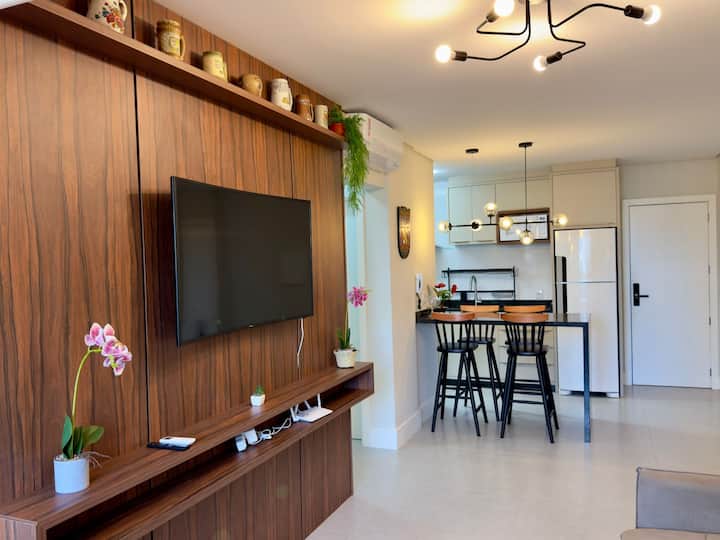 Apartamento Próximo A Praia Na Praia De Palmas - Governador Celso Ramos