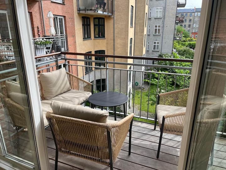 Large Central Child-friendly Apartment - Copenhagen
