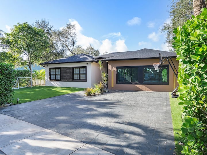 Villalee Luxury Heated Pool & Spa Sauna Golf - Aventura, FL