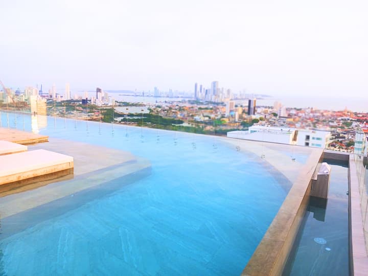 "Brand New, 3blocks From Walled C, Stunning Views" - Cartagena