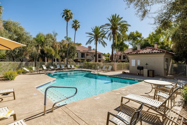 Serene Getaway W/ Pool & Tennis Courts - Scottsdale, AZ