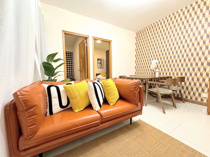 3br Family Apt In Causeway Bay: 20meter To Mtr - Wan Chai