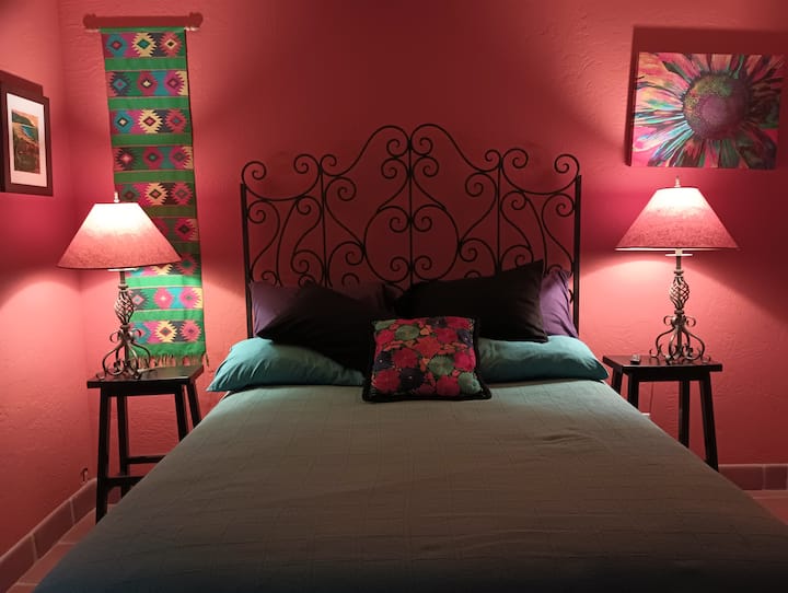 Casita Tropicali - San Diego, CA