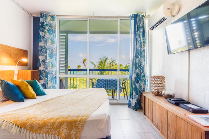 Studio Rénové Avec Vue Mer, Accès Plage Et Citerne - Guadalupe