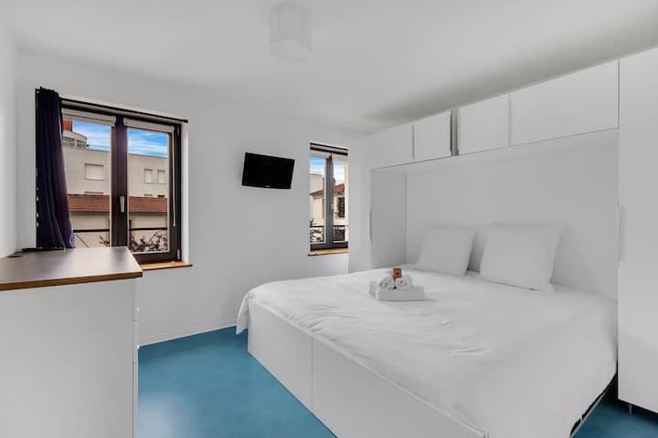 Le Miami: 9 Pers/5 Chambres Avec Douche Et Wc - Nancy