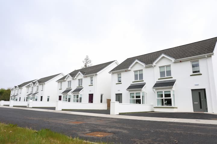 Newly Built 3 Bedroom House - Near Rossnowlagh - Donegal